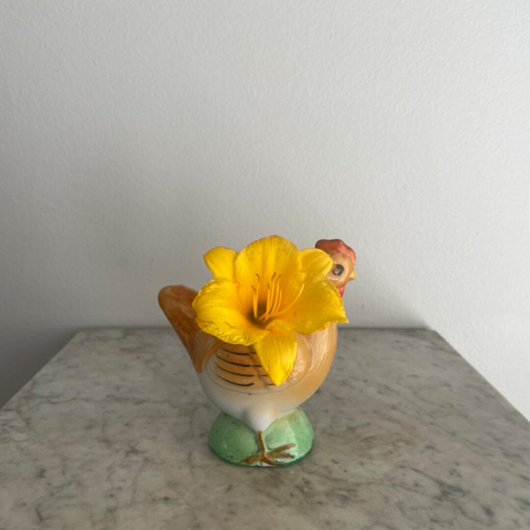 Vintage Chicken Bud Vase Kitsch Bathroom Kitchen Living Room Decor ...
