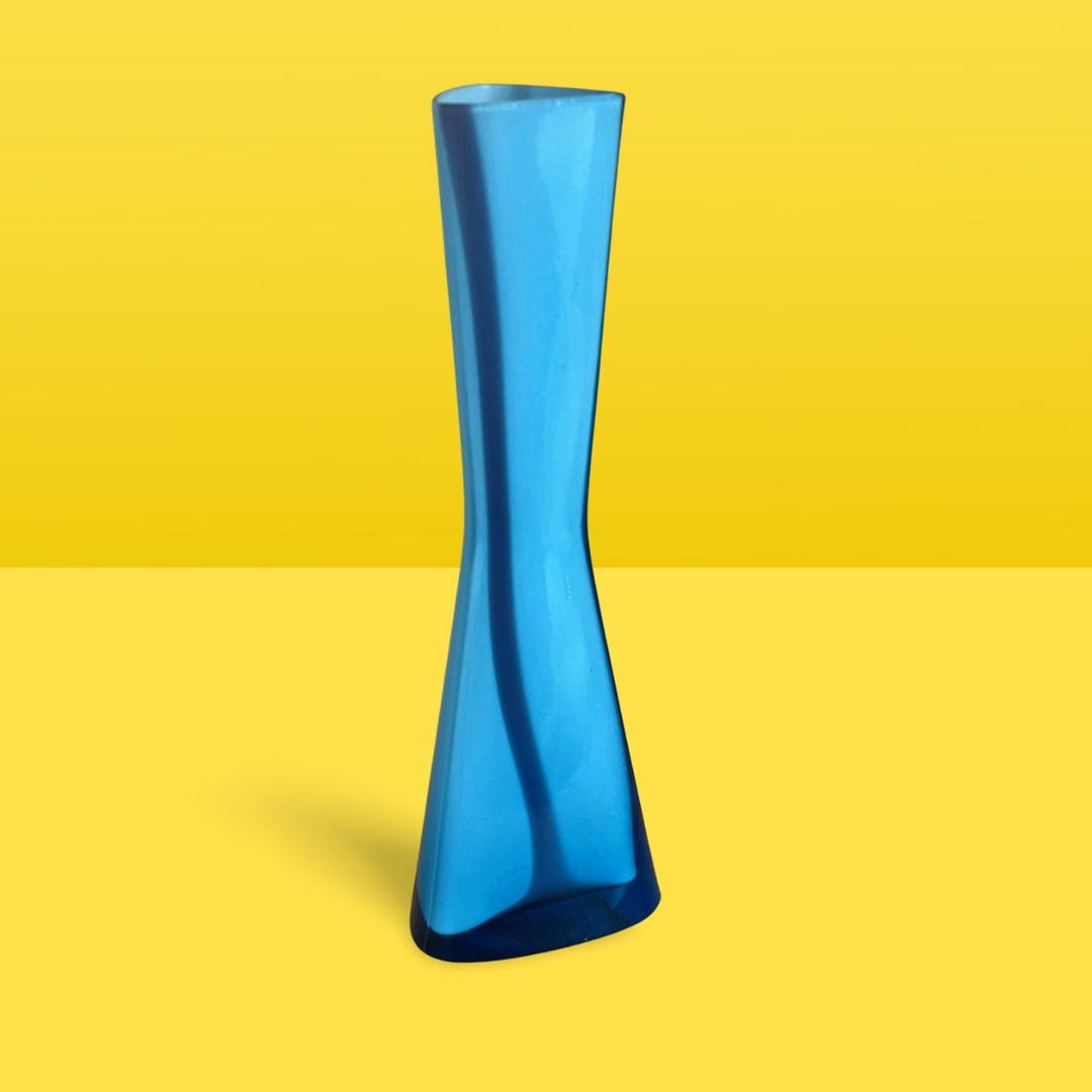 Art Glass Bud Vase – Futuristic Modern Amorphous 3-sided Form – 7.5 ...