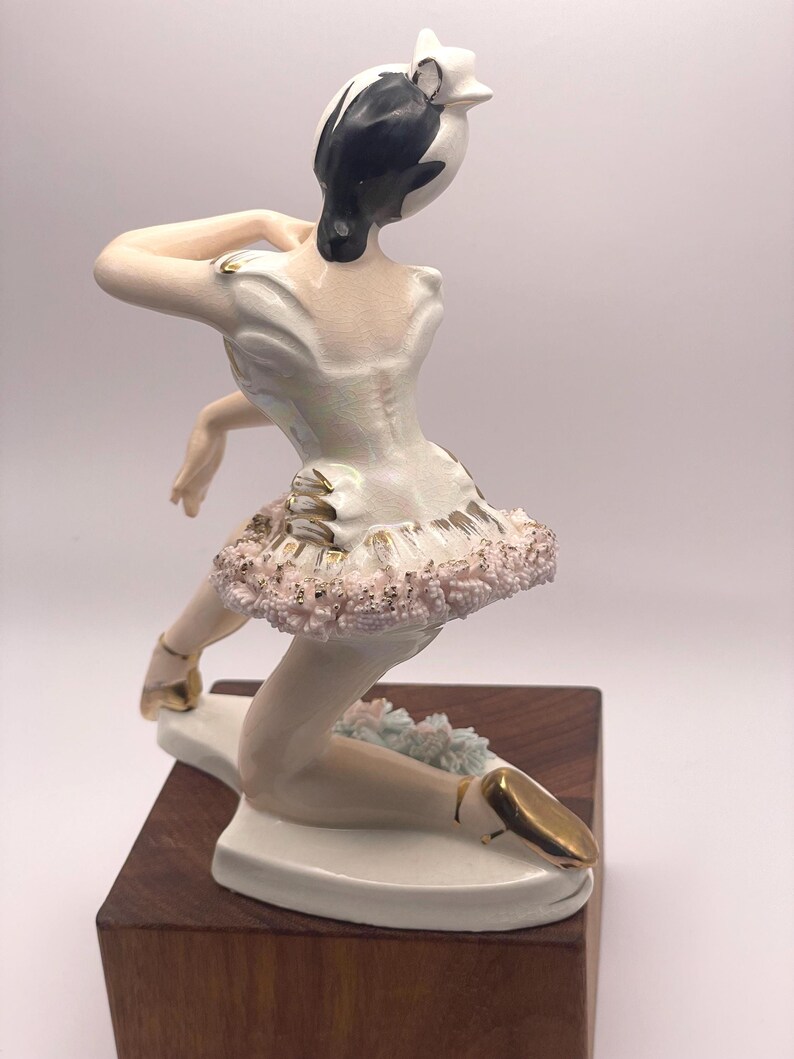 Vintage Ballerina Porcelain Figurine Shabby Rose St Clair Etsy