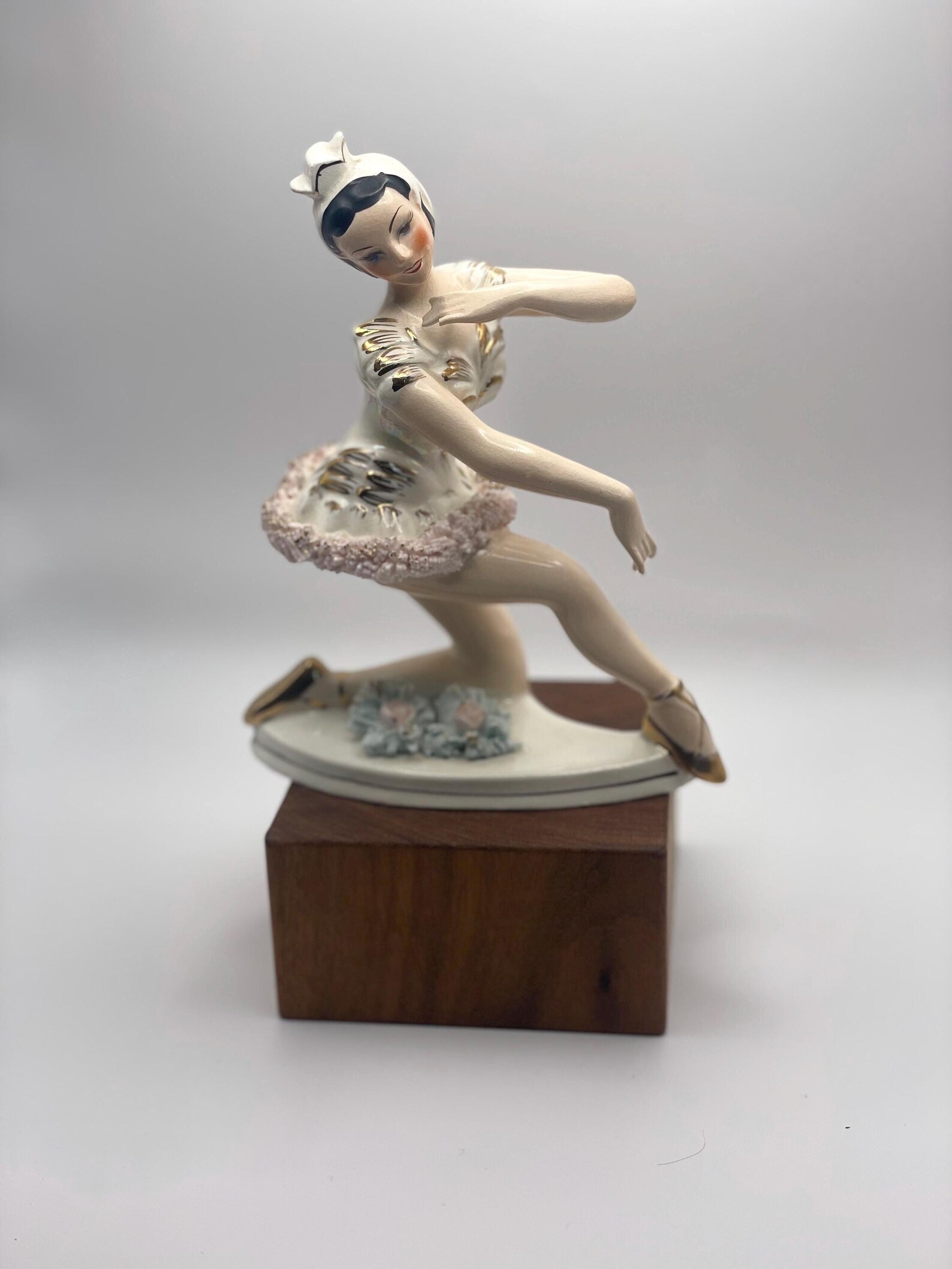 Vintage Ballerina Porcelain Figurine Shabby Rose St Clair Etsy