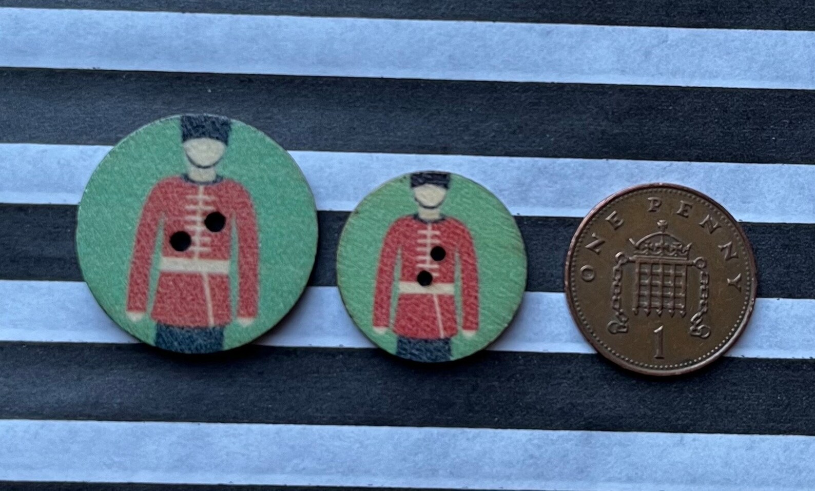 British Themed Wooden Buttons, London Icons, Sewing, Scrapbooking - Etsy