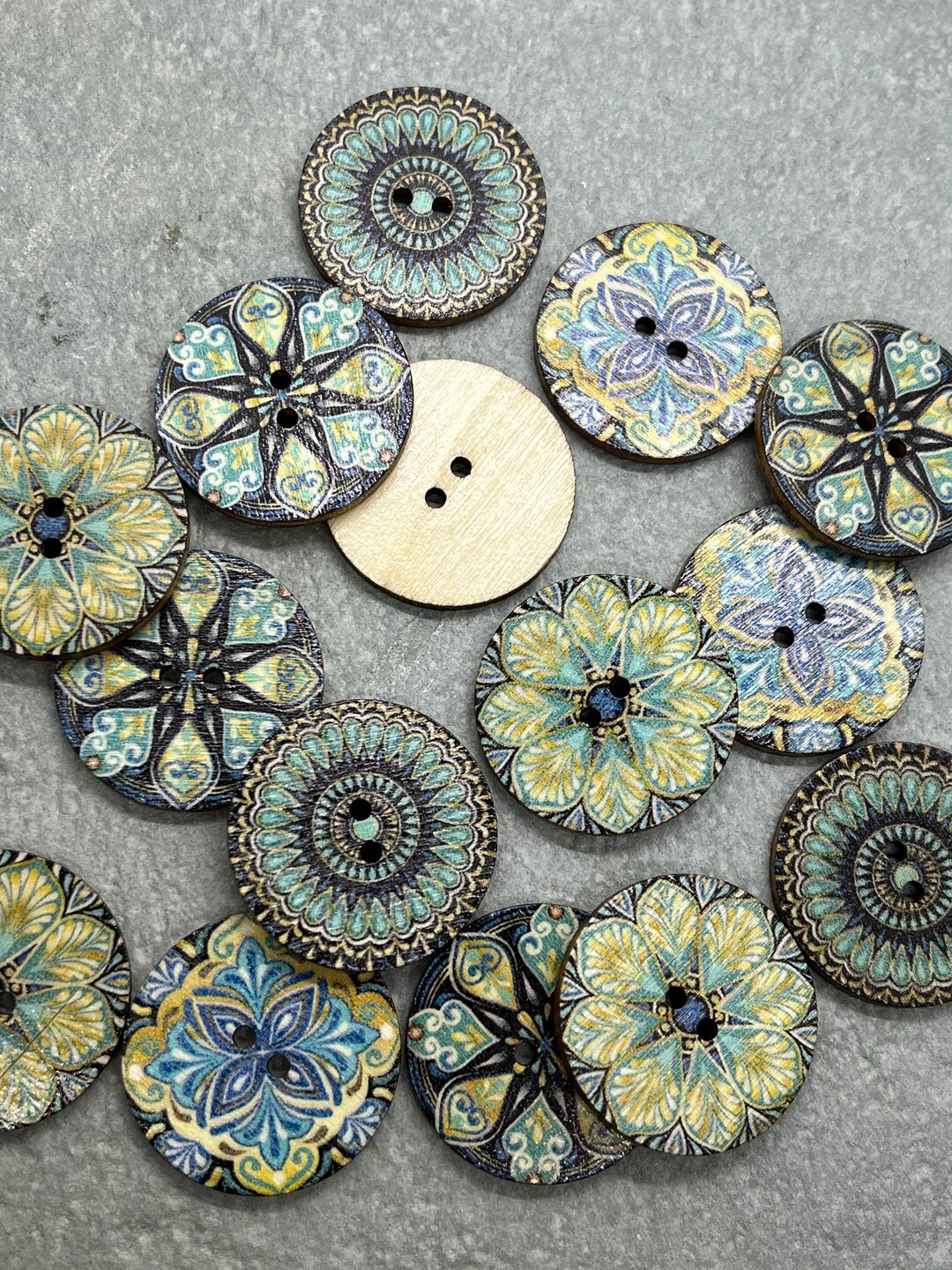 Natural Wood Bohemian Buttons. Blue Mandala Style Sewing Buttons 15, 20 ...