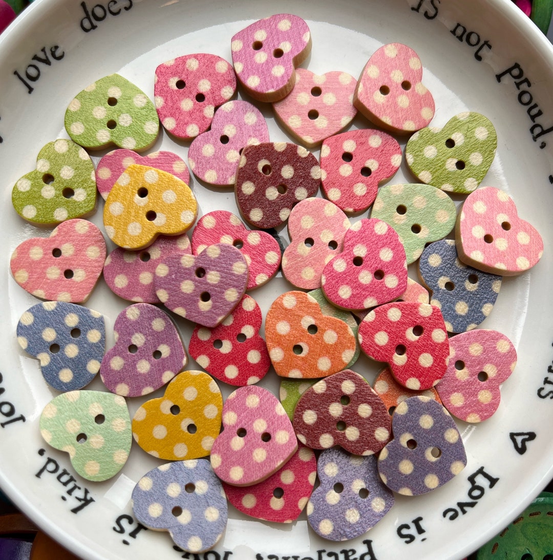 18mm Wooden Heart Buttons. 12 X Polka Dot Rainbow Coloured Heart Shaped ...