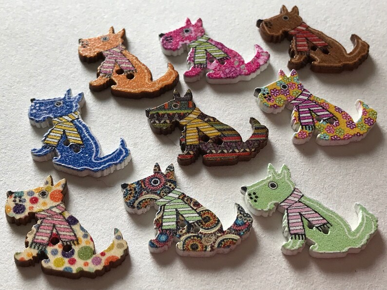 15 X Colourful Wooden Dog Buttons - Crafting, Scrapbooking, Cards ...