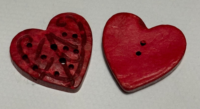 Heart Shaped Natural Coconut Buttons – Red, 20mm, Pack of 5 or 10 - Etsy