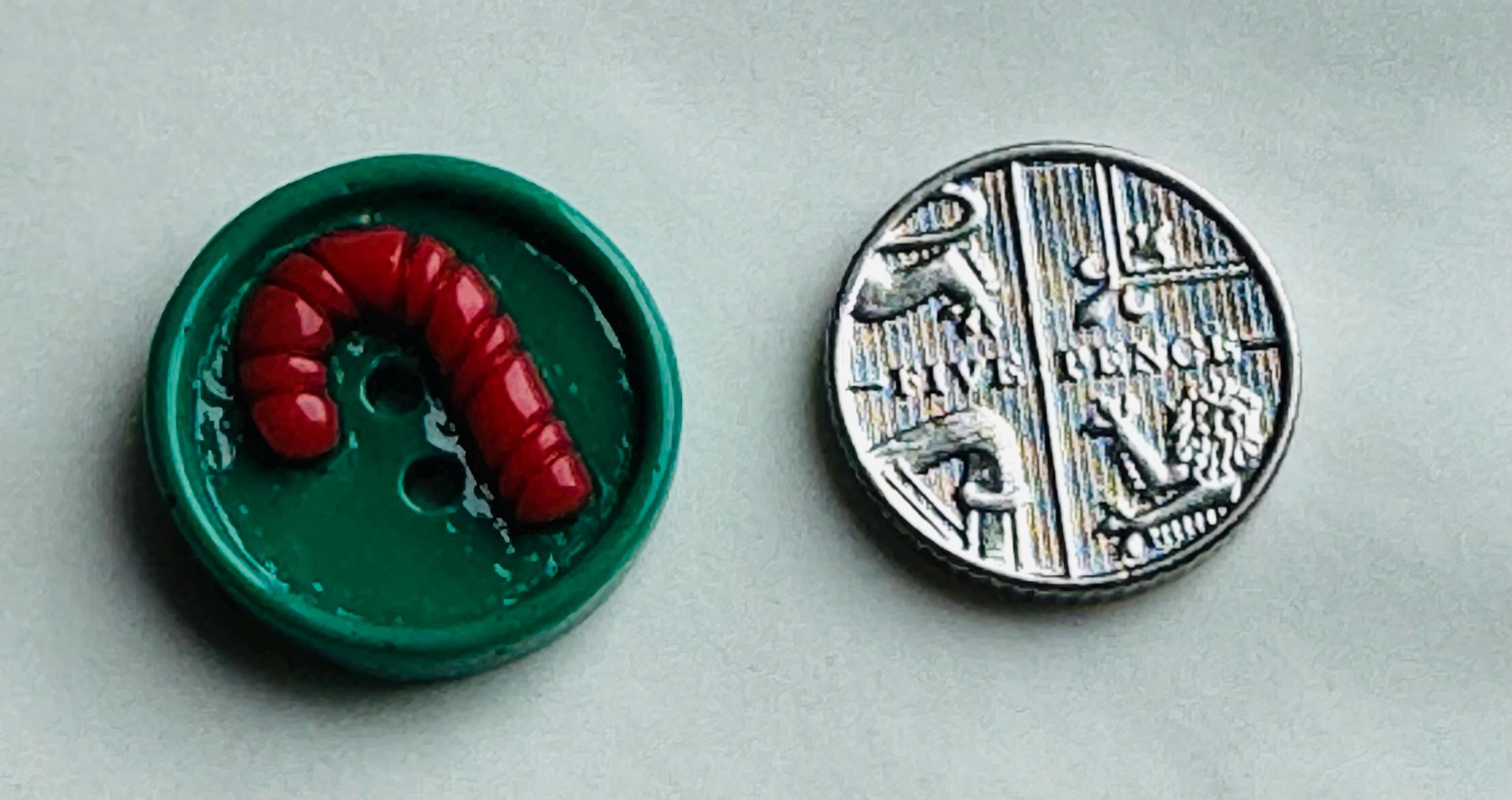 Christmas Buttons - 20mm Large Resin Christmas Buttons in Various ...