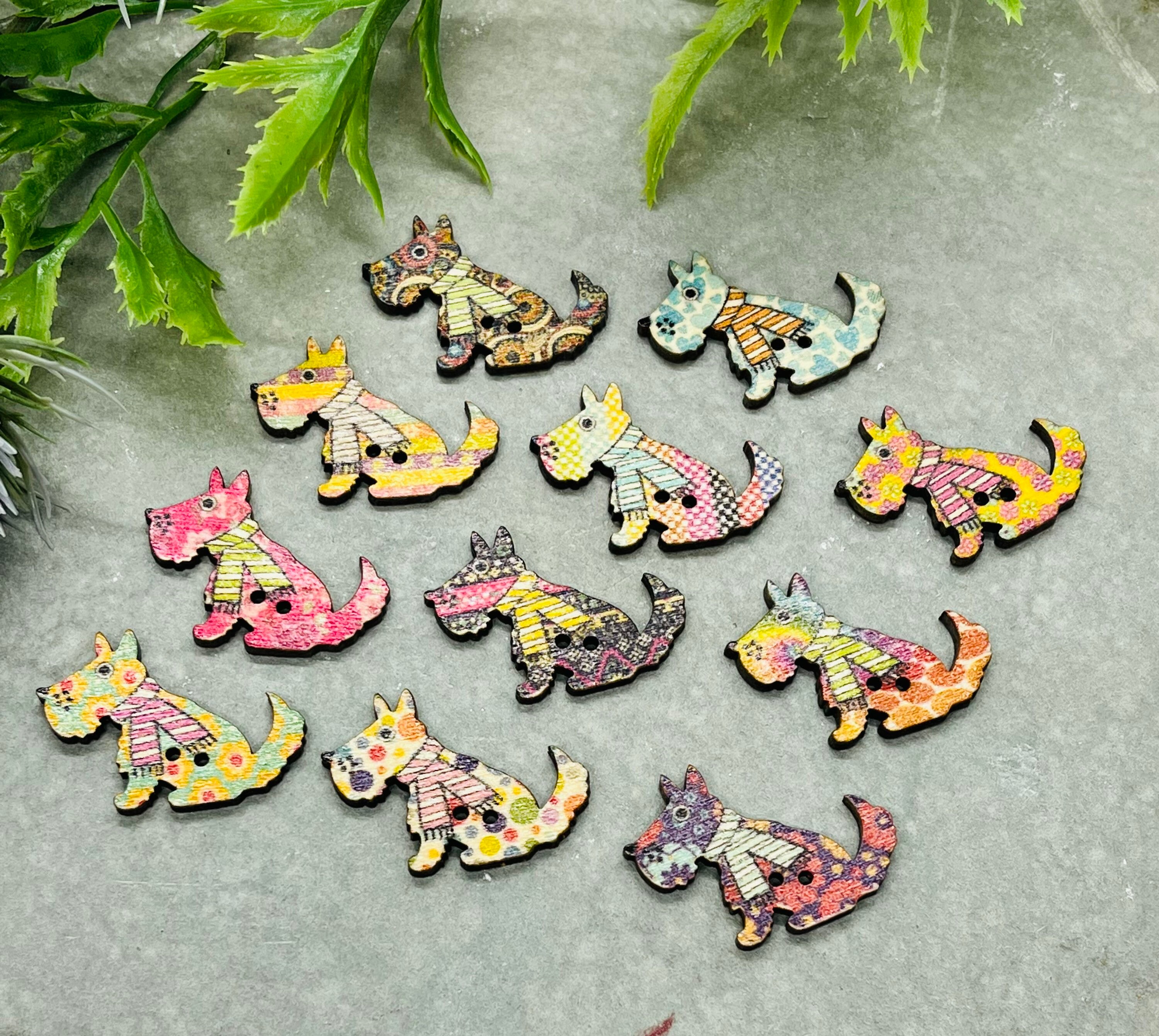15 X Colourful Wooden Dog Buttons - Crafting, Scrapbooking, Cards ...