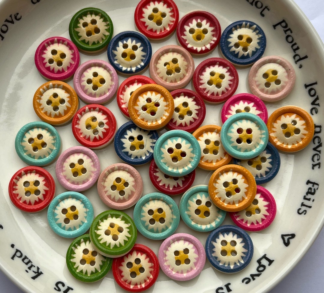 Gorgeous Resin Flower Buttons X 10. 15mm Floral Inspired Printed ...