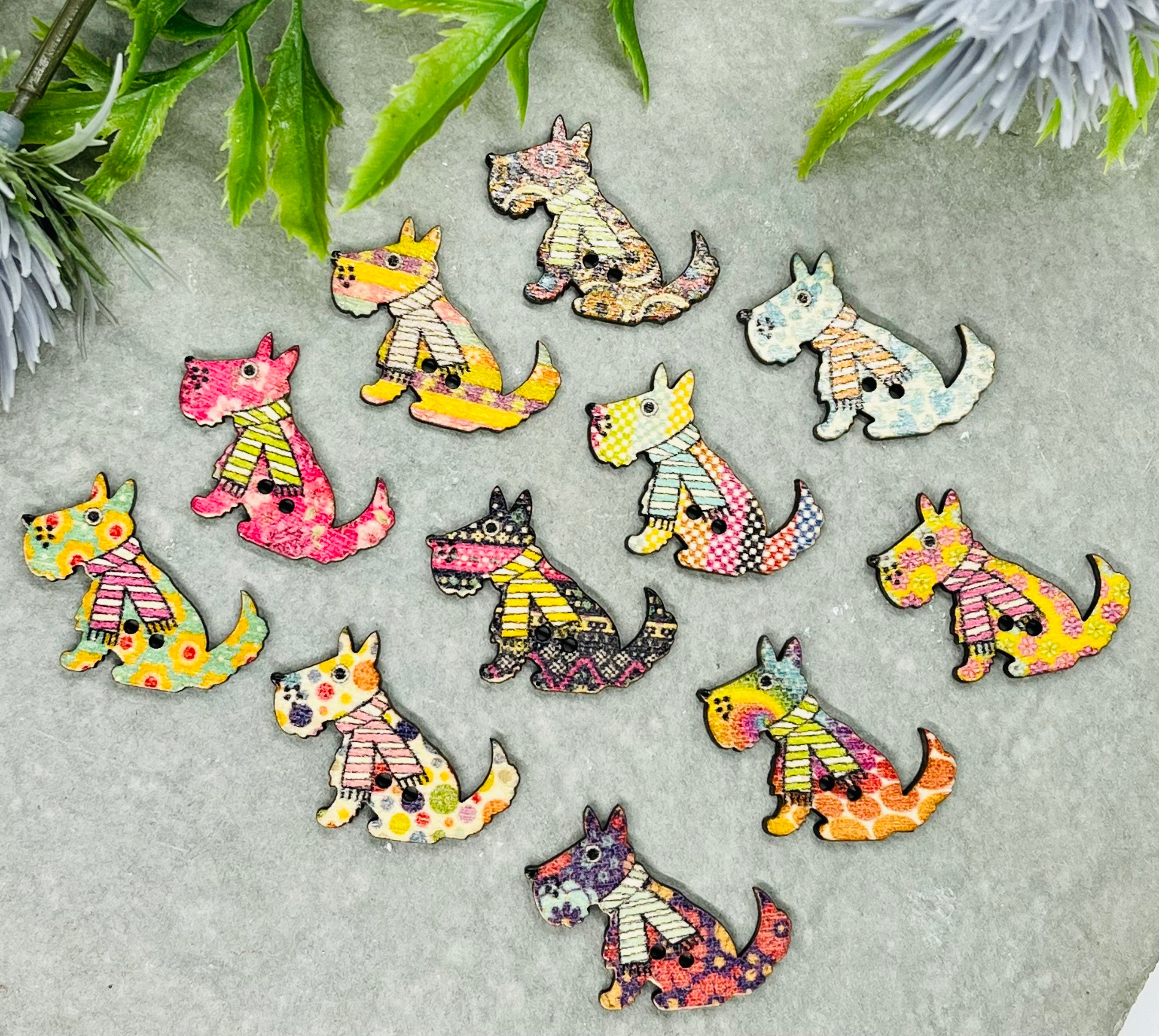 15 X Colourful Wooden Dog Buttons - Crafting, Scrapbooking, Cards ...