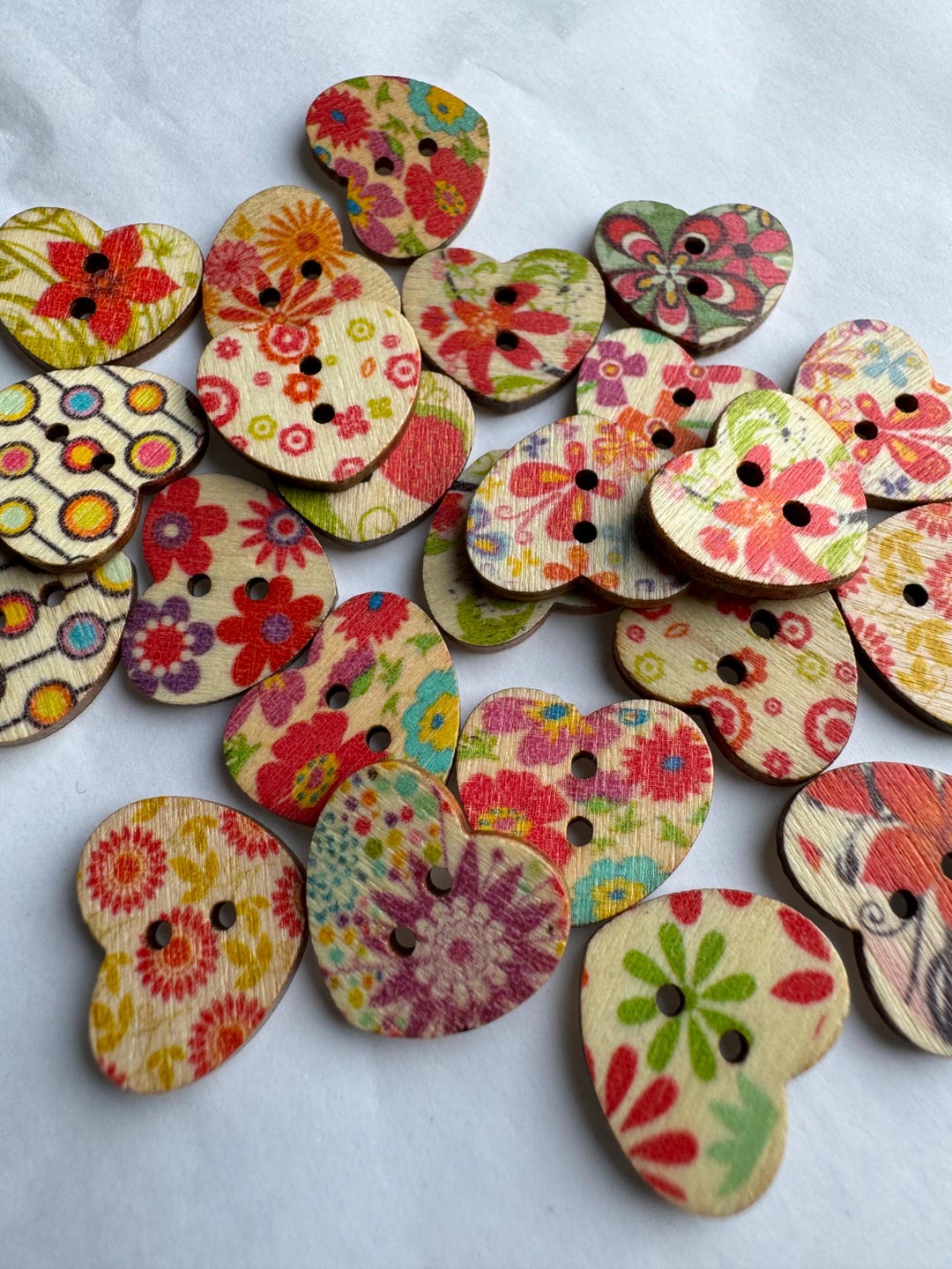 Heart Shaped Wooden Buttons X 20, Flower Patterned Natural Wood ...