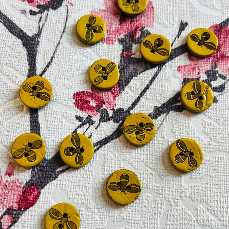 Bee Buttons - Etsy