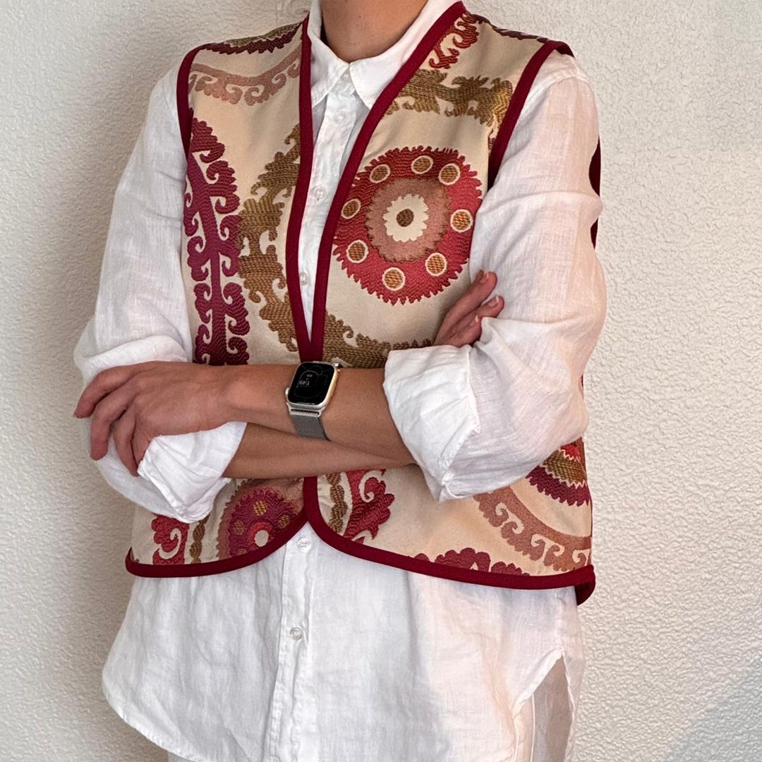 SHADI Vest - Model: Khorshid, Front Open, All Seasons, Red and Beige ...