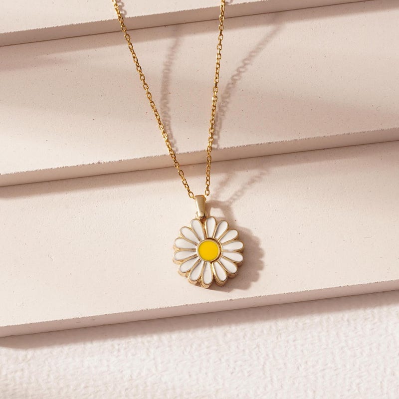 Daisy Necklace Etsy