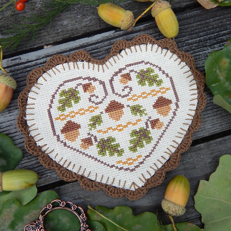 Cross Stitch Stitch Pattern With Oak Leaves and Acorns Autumn Heart ...