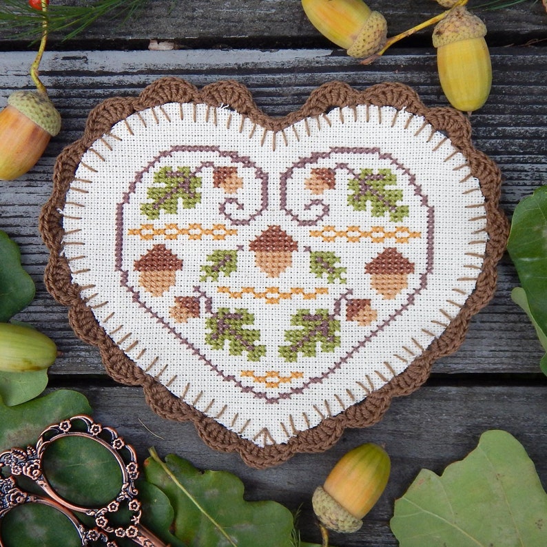 Cross Stitch Stitch Pattern With Oak Leaves and Acorns Autumn Heart ...