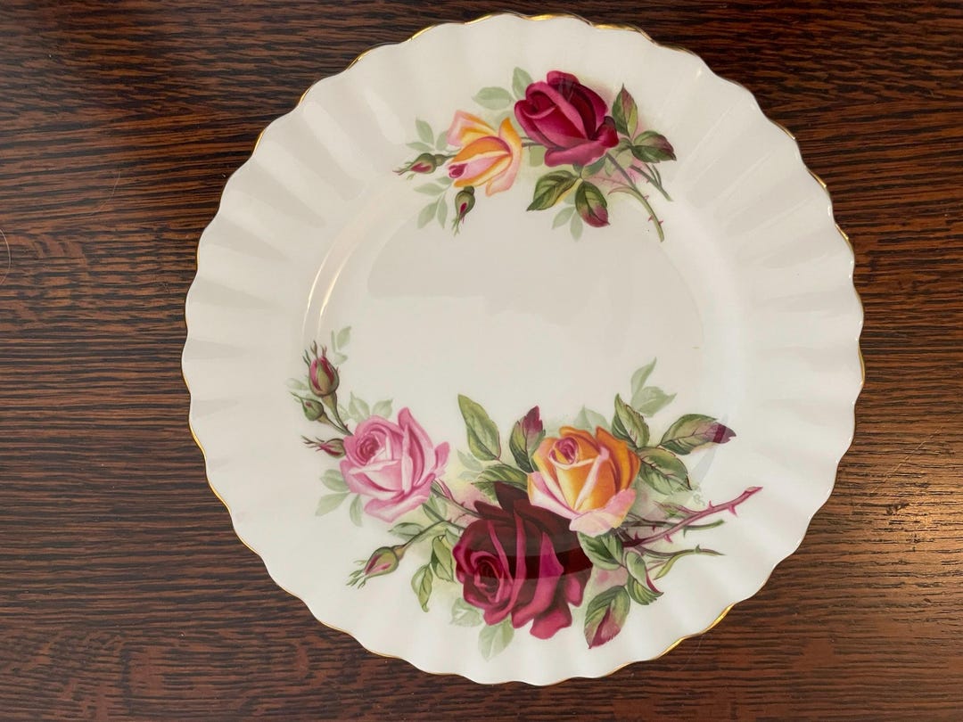 RARE Royal Albert King's Ransom Bread and Butter Plates in Mint ...
