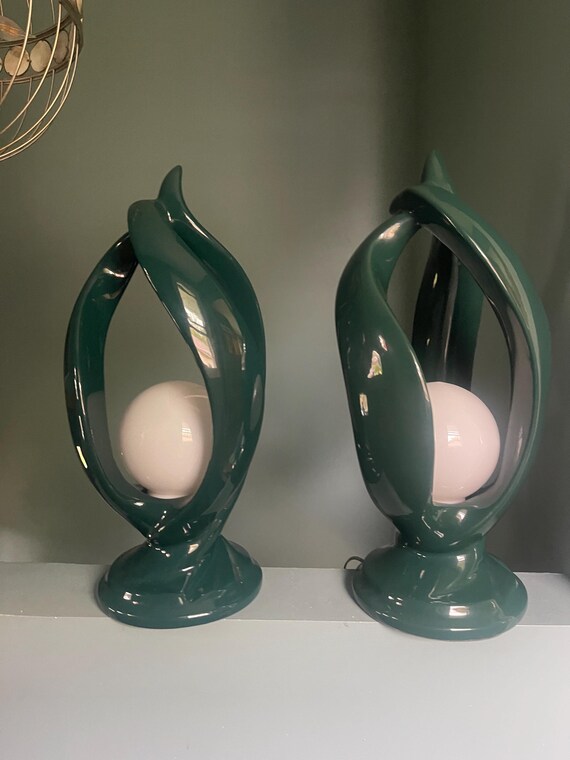 Vintage Genuine Harris Lamp Co. Green Ceramic Lamp of… - Gem