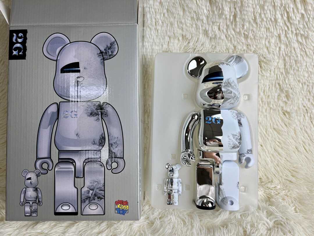 Decorative Bearbrick Inspired 2G Bear Statue Modern Shelf & Desk ...