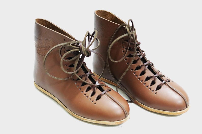 Roman Leather Calcei Shoes - Historical Reenactment Boots - Men's ...