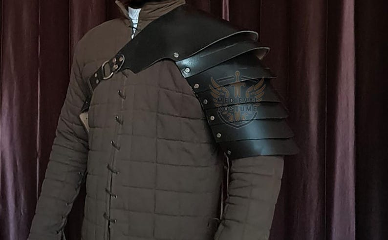 Gladiator Leather Shoulder Armor – Double LARP Pauldrons, Roman Costume ...