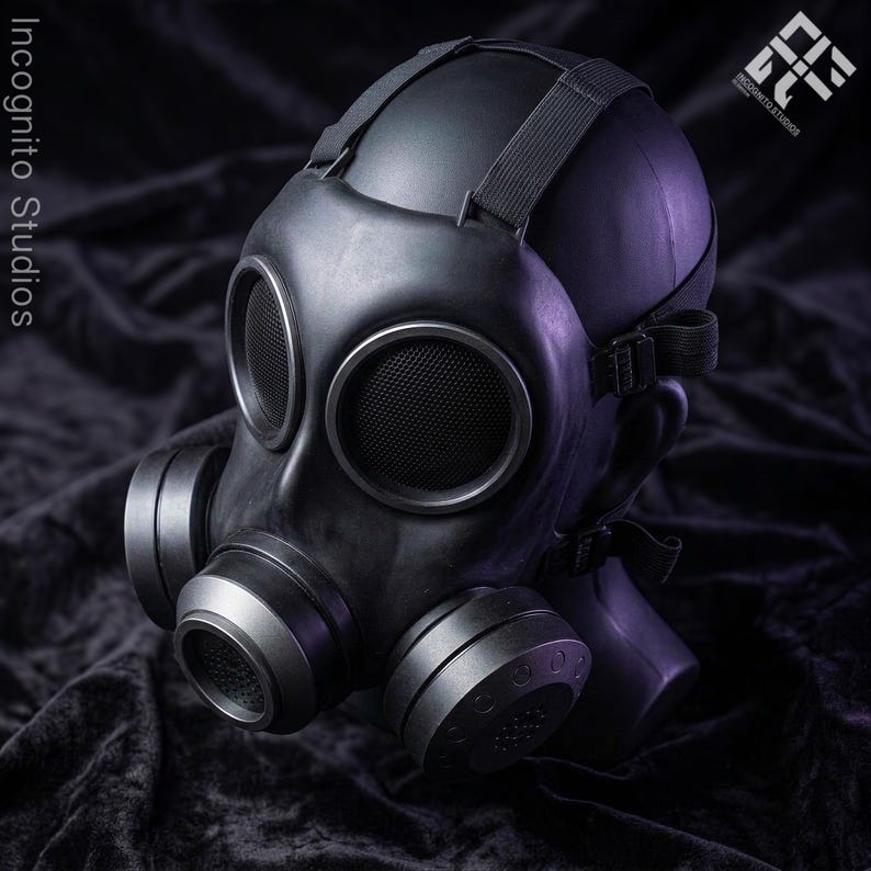 Little Stranger Booktok Gas Mask | Cosplay / Dark Romance Roleplay - Etsy