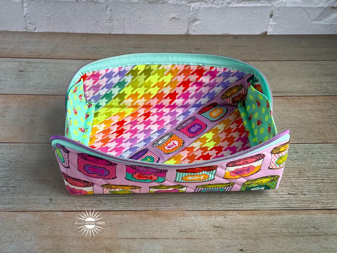 Tula Pink Tabby Road With Untamed Byannie Drop Zone - Etsy