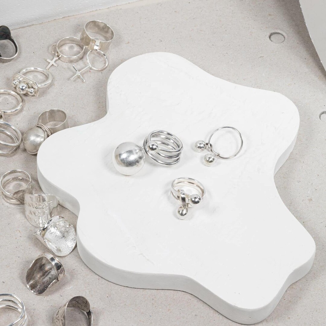 Natural Concrete Jewelry Display Props That Showcase Jewelry, Retail ...