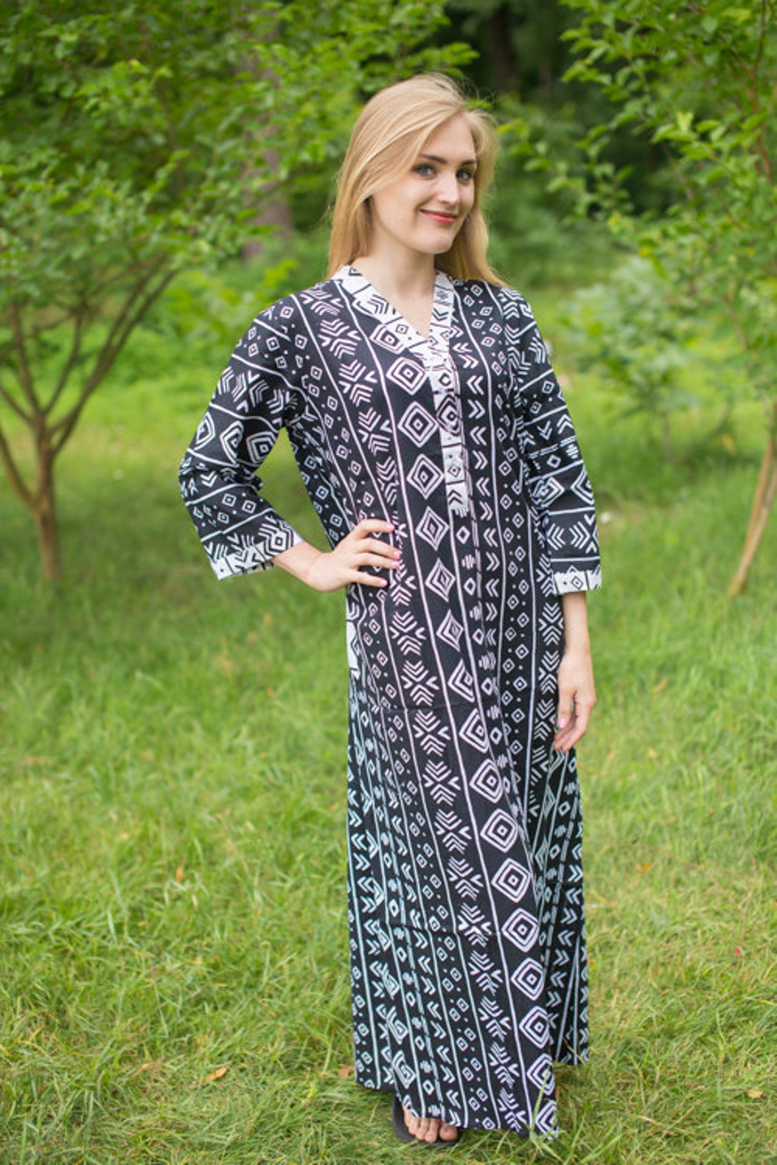 Simply Elegant Kaftan Style in Tribal Aztec Pattern in Black - Etsy