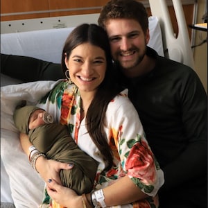 White Natural Birth Front Buttoned Hospital Gown Delivery Kaftan ...