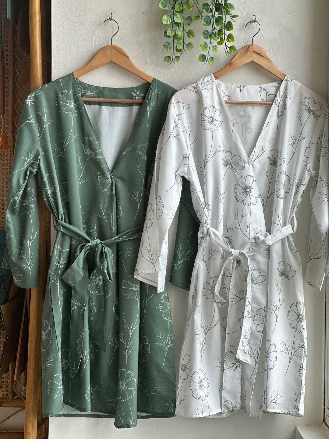 14 Floral-themed Wedding Robes: Petal Perfection - From Hydrangeas and ...