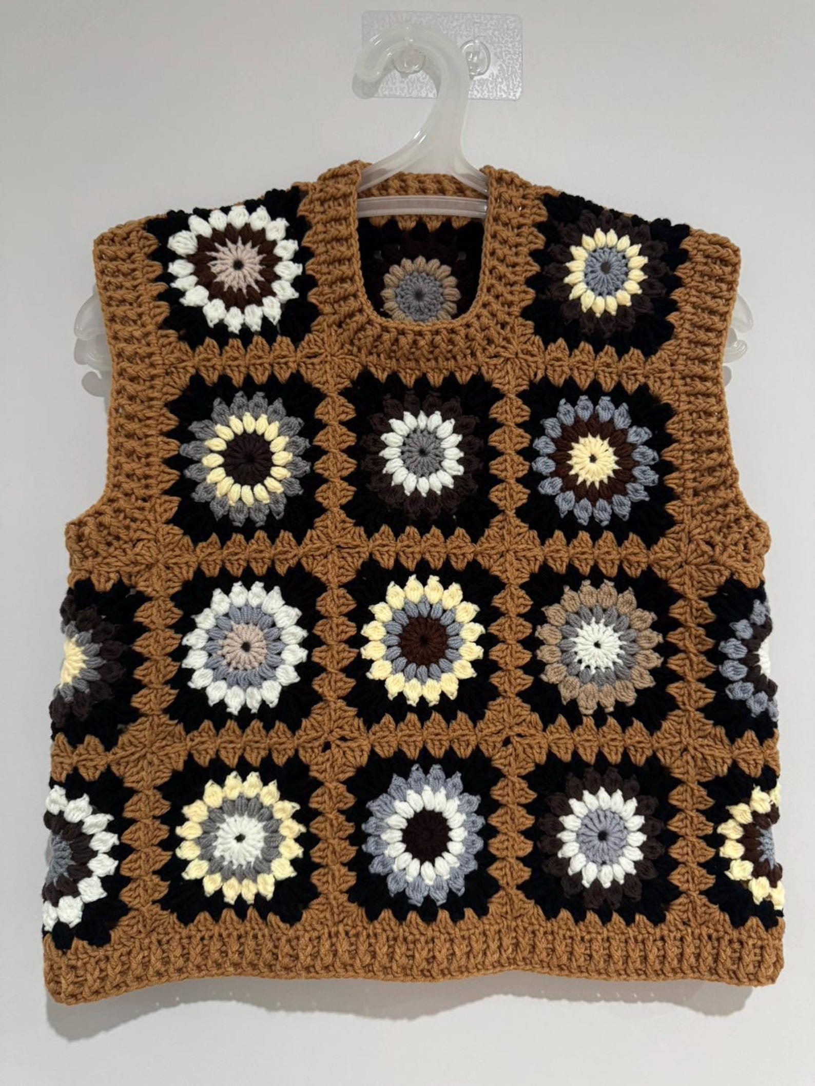 Women's Granny Squares Crochet Vest - Oversized Sleeveless Sweaters ...