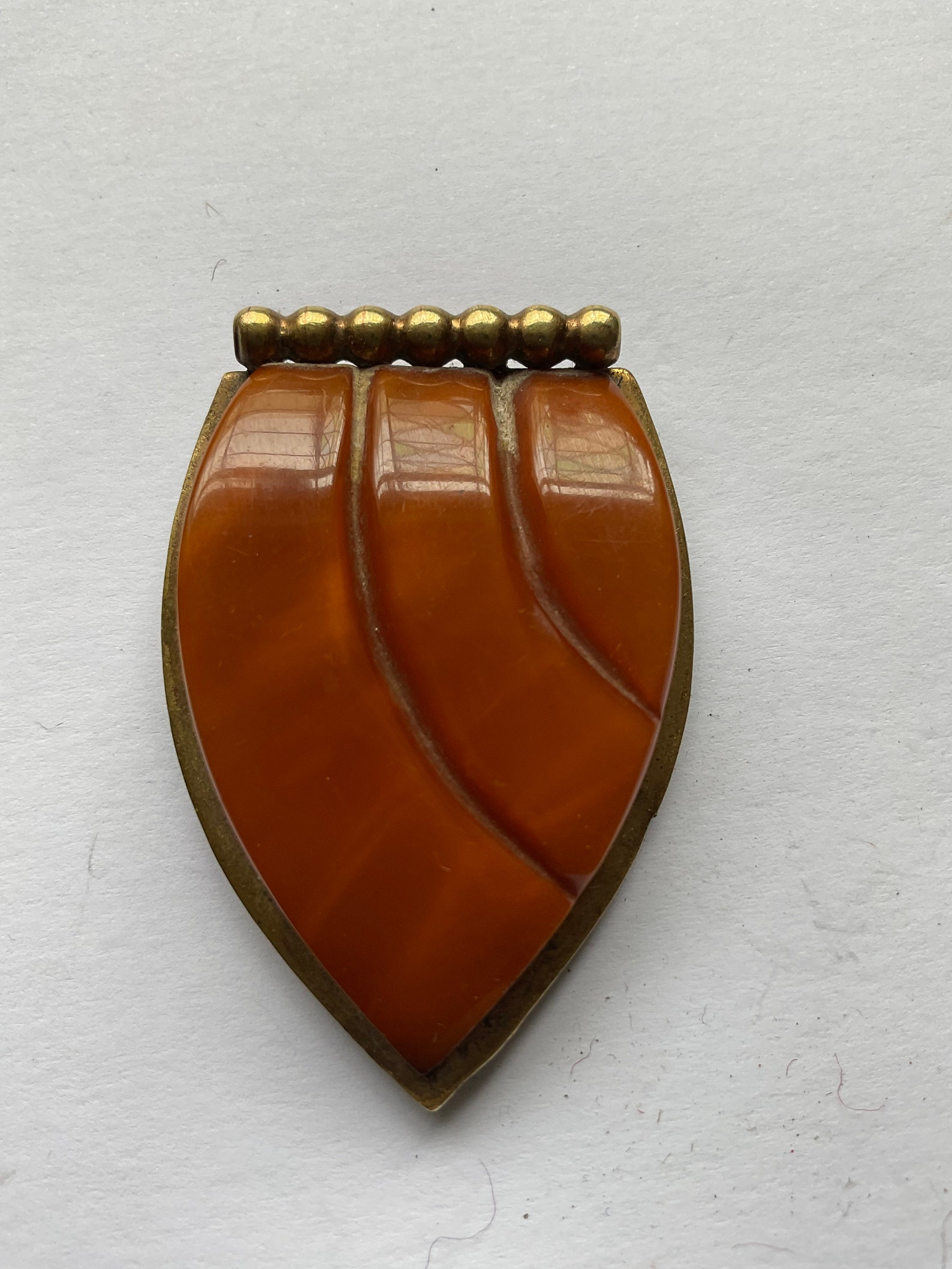 1920’s Bakelite and Brass Fur/dress Clip - Etsy