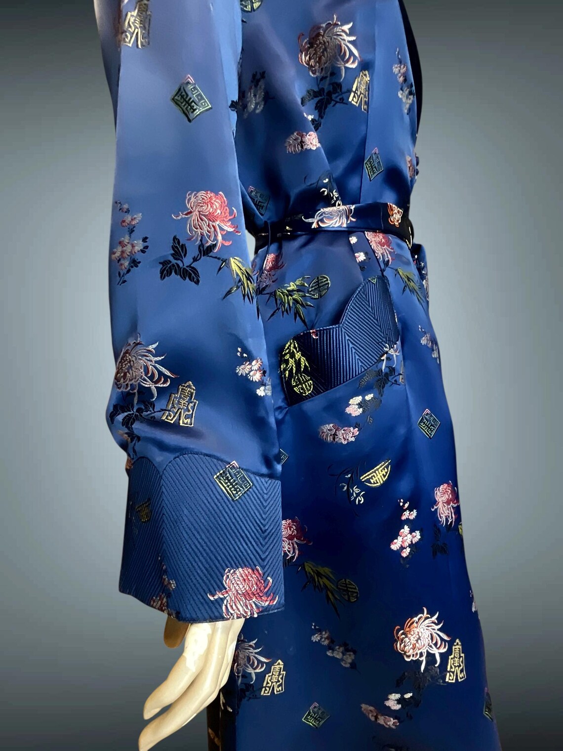 1950's Dark Blue Silk Chinese Robe, Dressing Gown Size 36/38” Bust ...