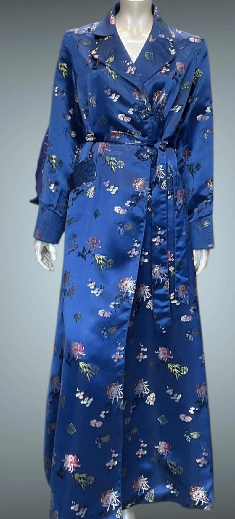 1950's Dark Blue Silk Chinese Robe, Dressing Gown Size 36/38” Bust ...