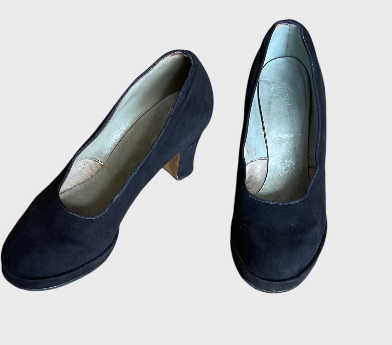 CC41 1940's Black Suede Court Shoes Size UK 4 - Etsy