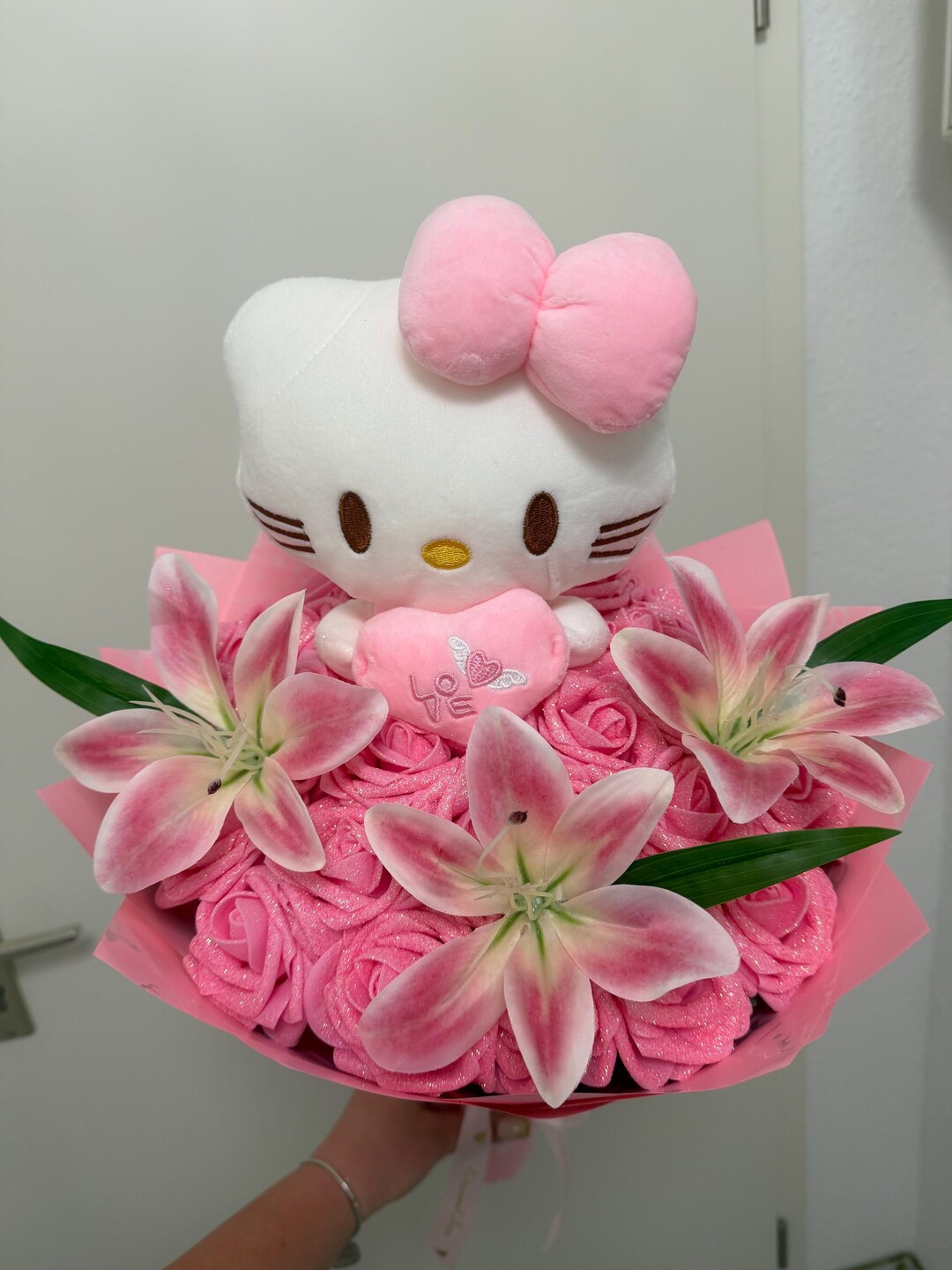 Springtime Magic With Hello Kitty – Roses, Lilies & Glitter ...