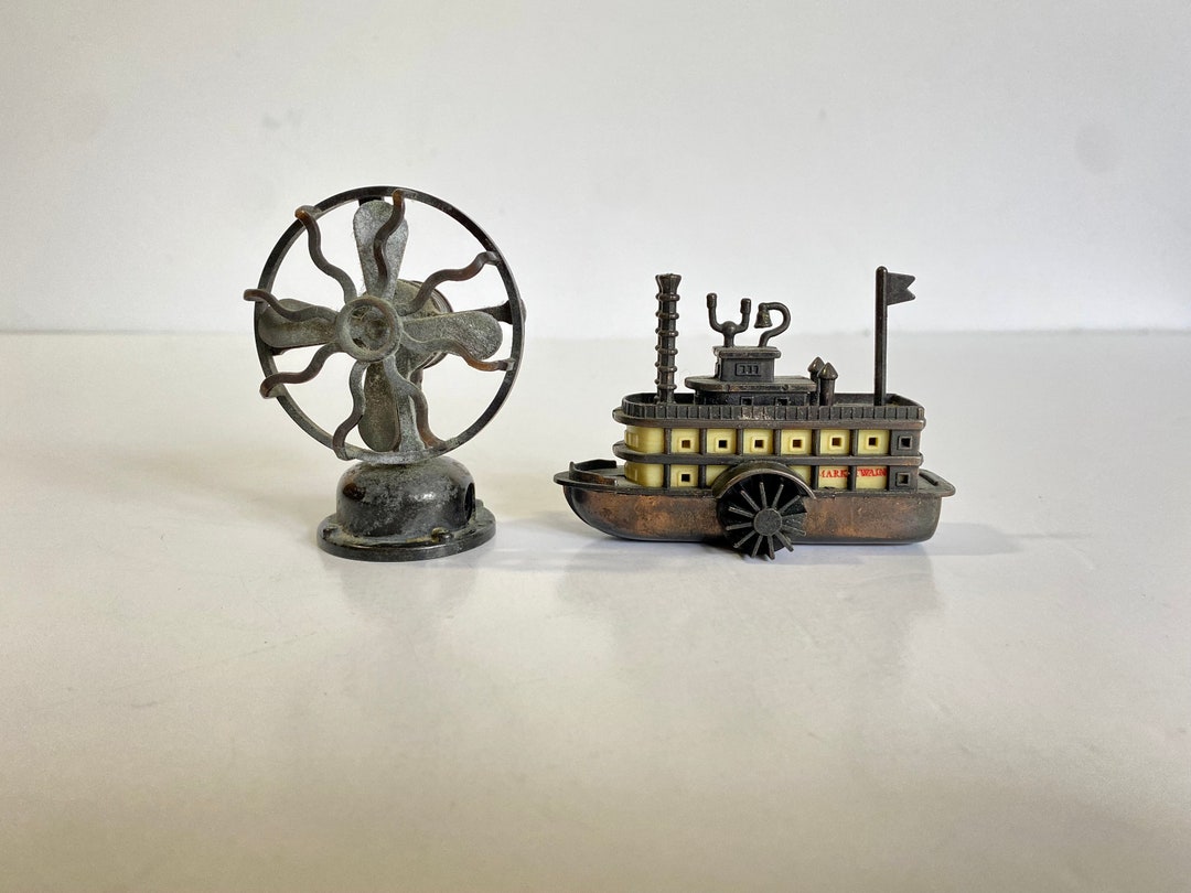 Vintage Pencil Sharpener Lot. Die Cast Metal Mark Twain Steamboat and ...