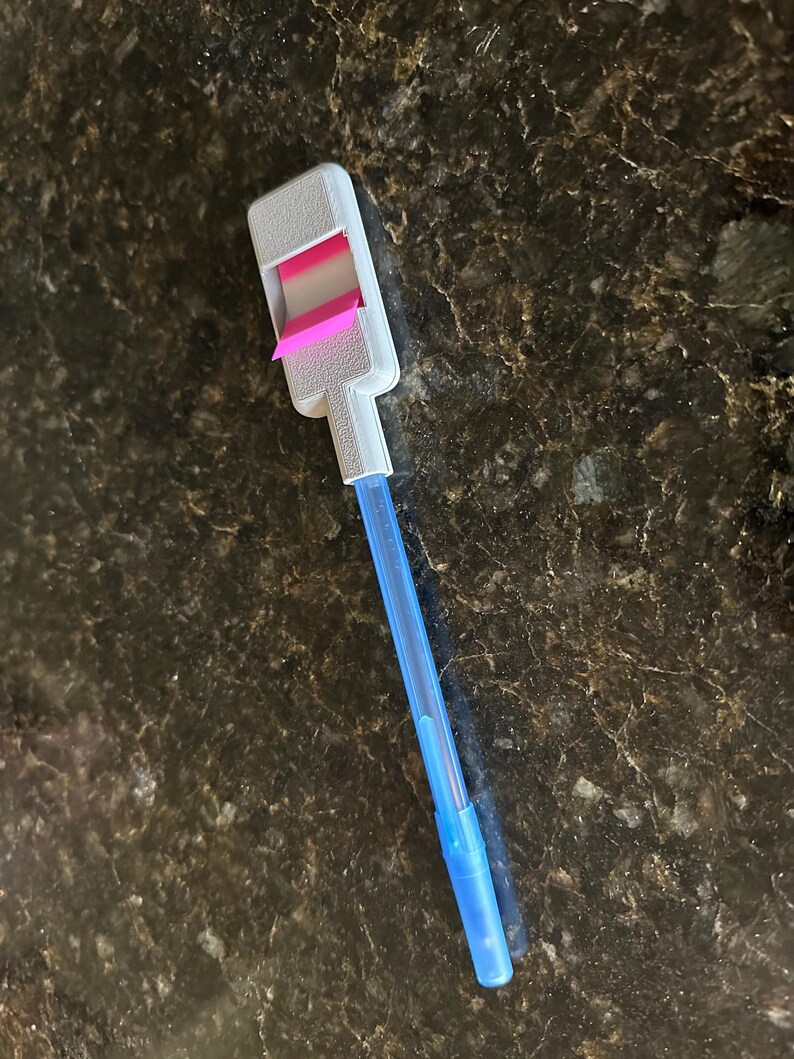 The Quick Note NEW INVENTION Flag Dispensing Pen Cap - for Sticky Notes ...