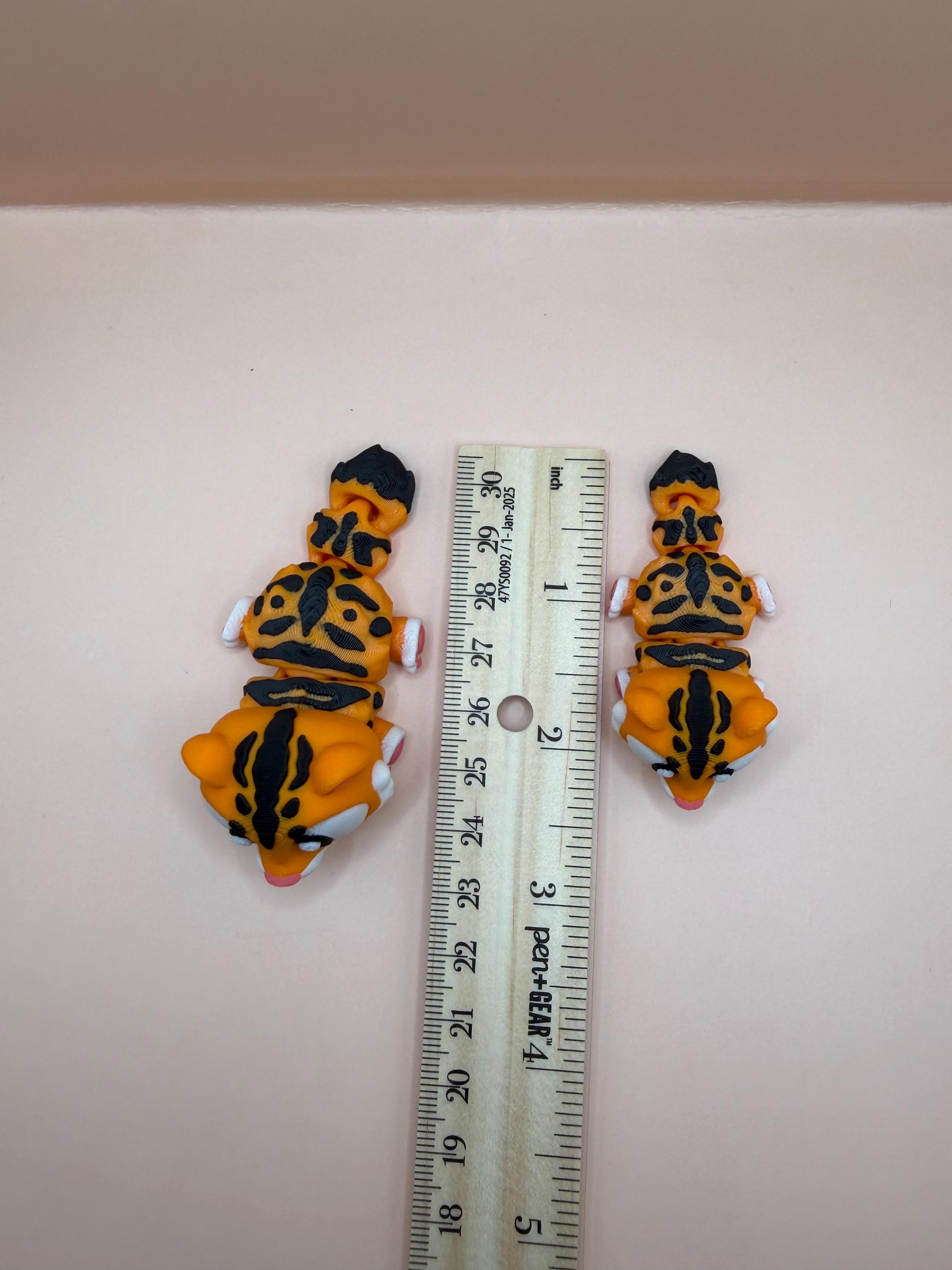 Jiggle Pet Tiger – Articulated Tiger Fidget Toy | Cute 3D Printed Tiger ...