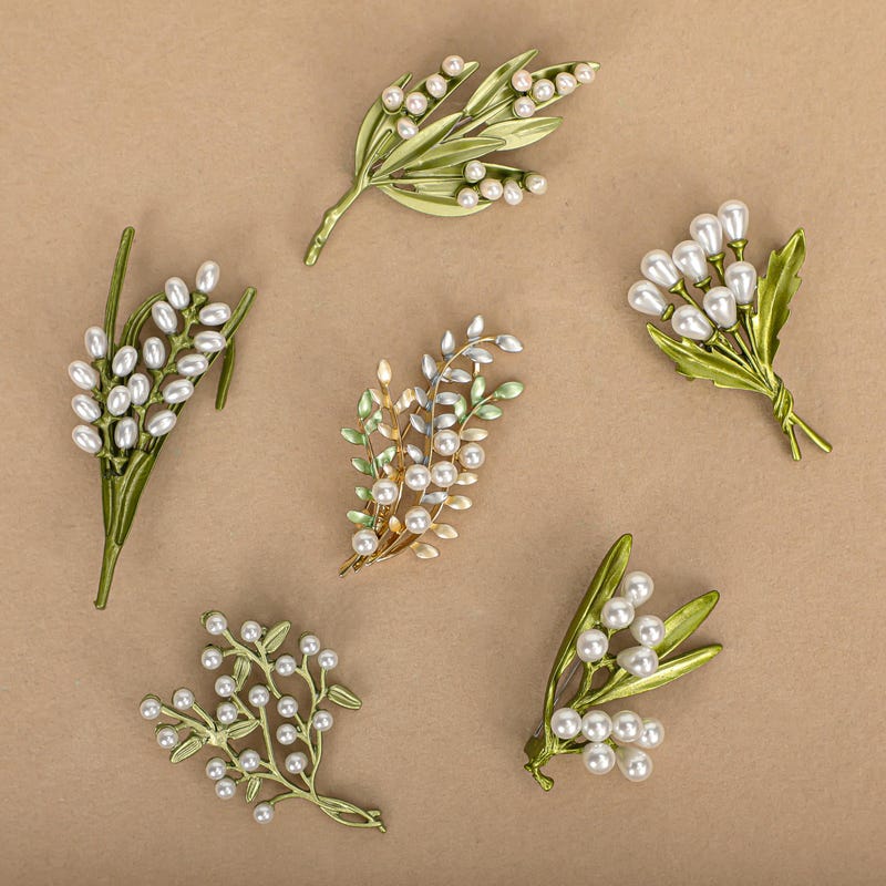 Floral Brooches Women - Etsy UK