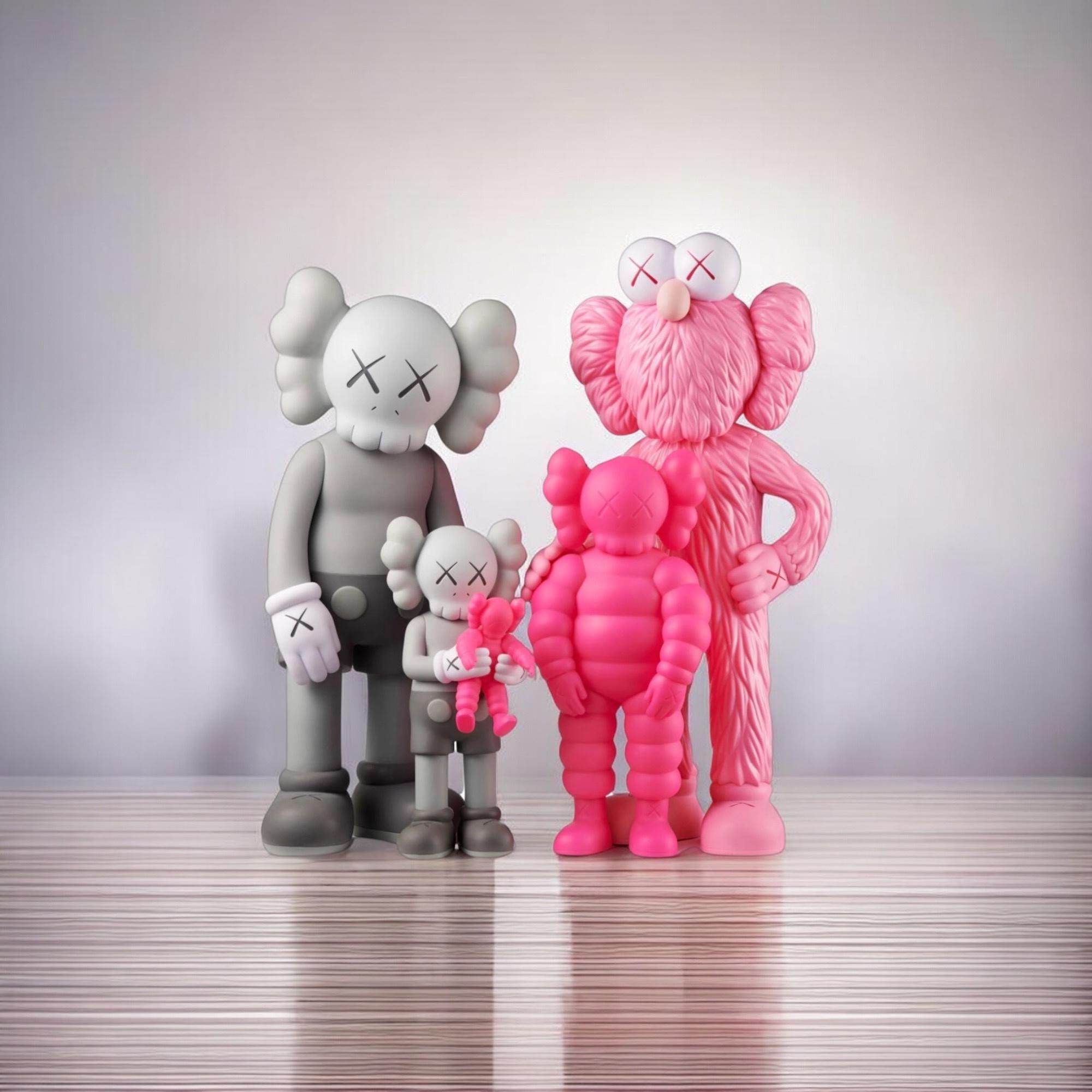 Decorative Limited Edition Kaws Decor Figures Kaws Family Figure ...