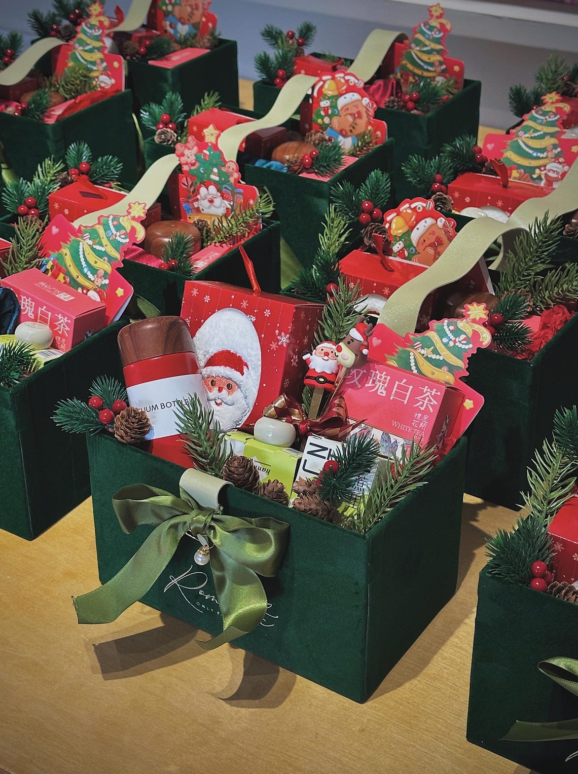Green Christmas Velvet Gift Box - Etsy
