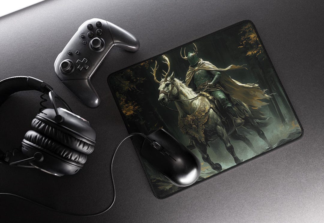 Green Knight Mouse Pad: Medieval Desk Decor, Gaming Accessories - Etsy