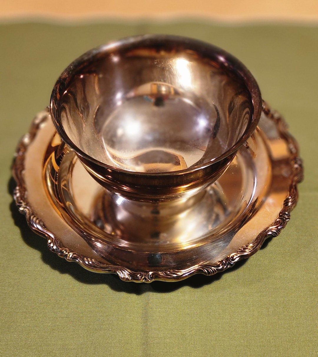 Vintage Oneida Silverplate Gravy Bowl - Etsy