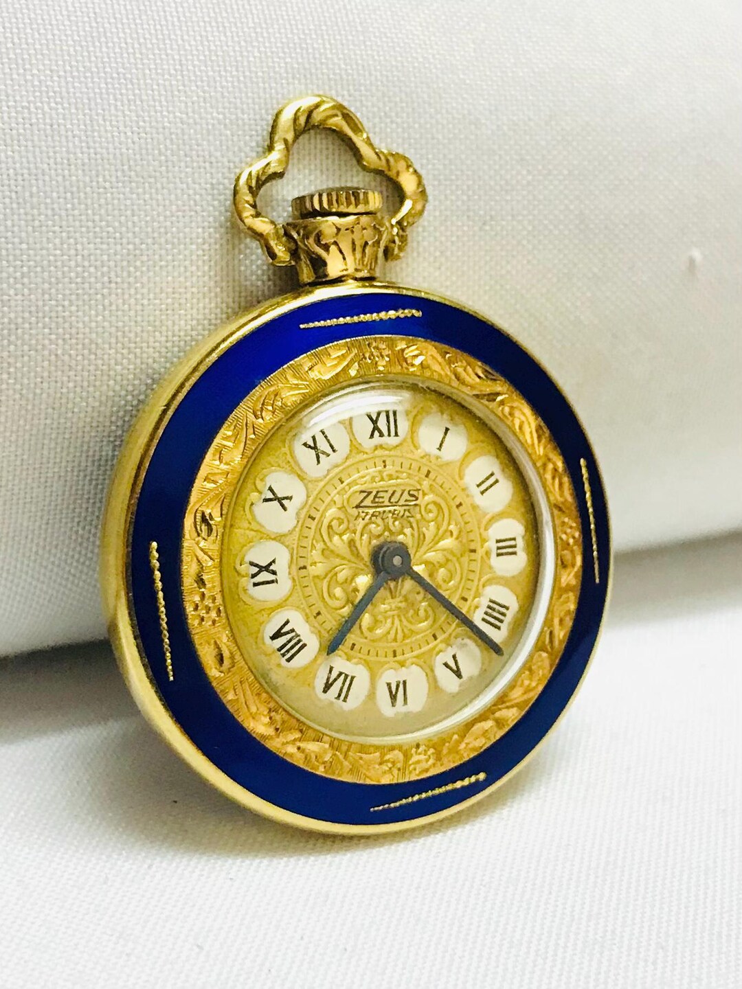 Vintage Ladies 18K Yellow Gold and Porcelain Zeus Pocket Watch - Etsy