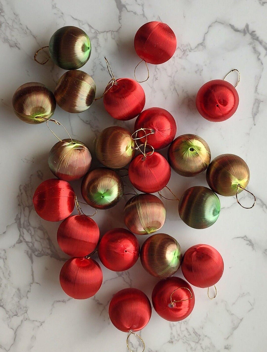 1 Inch Mini Vtg Tiny Unbreakable Ribbon Christmas Ornaments Set of 23 ...