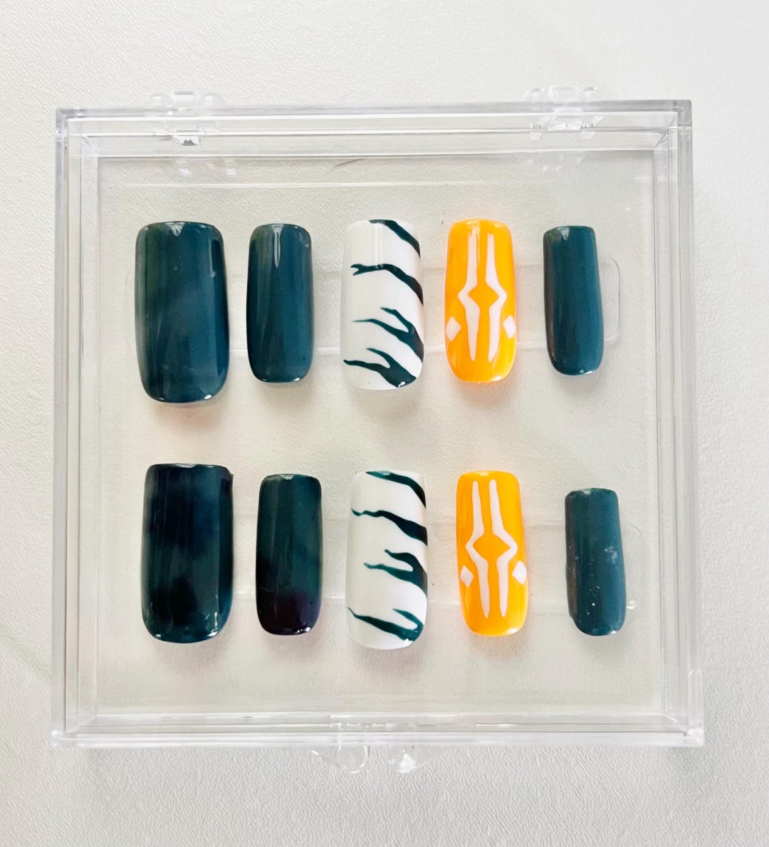 Ahsoka Tano Nails - Etsy