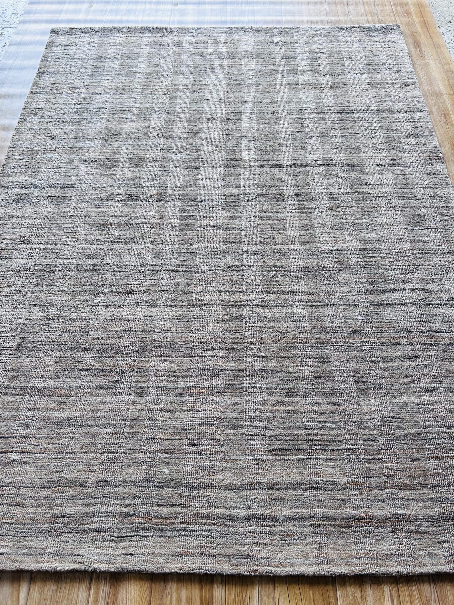 Handloom Loop and Cut Pile Rugs in Wool Area Rugs – Elevate Your ...
