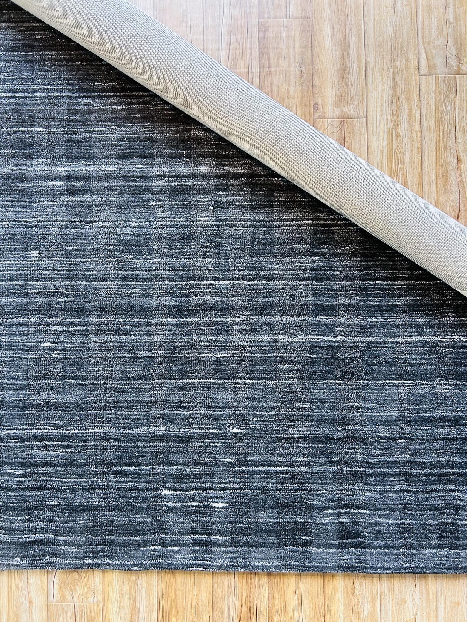 Handloom Loop and Cut Pile Rugs in Wool Area Rugs – Elevate Your ...