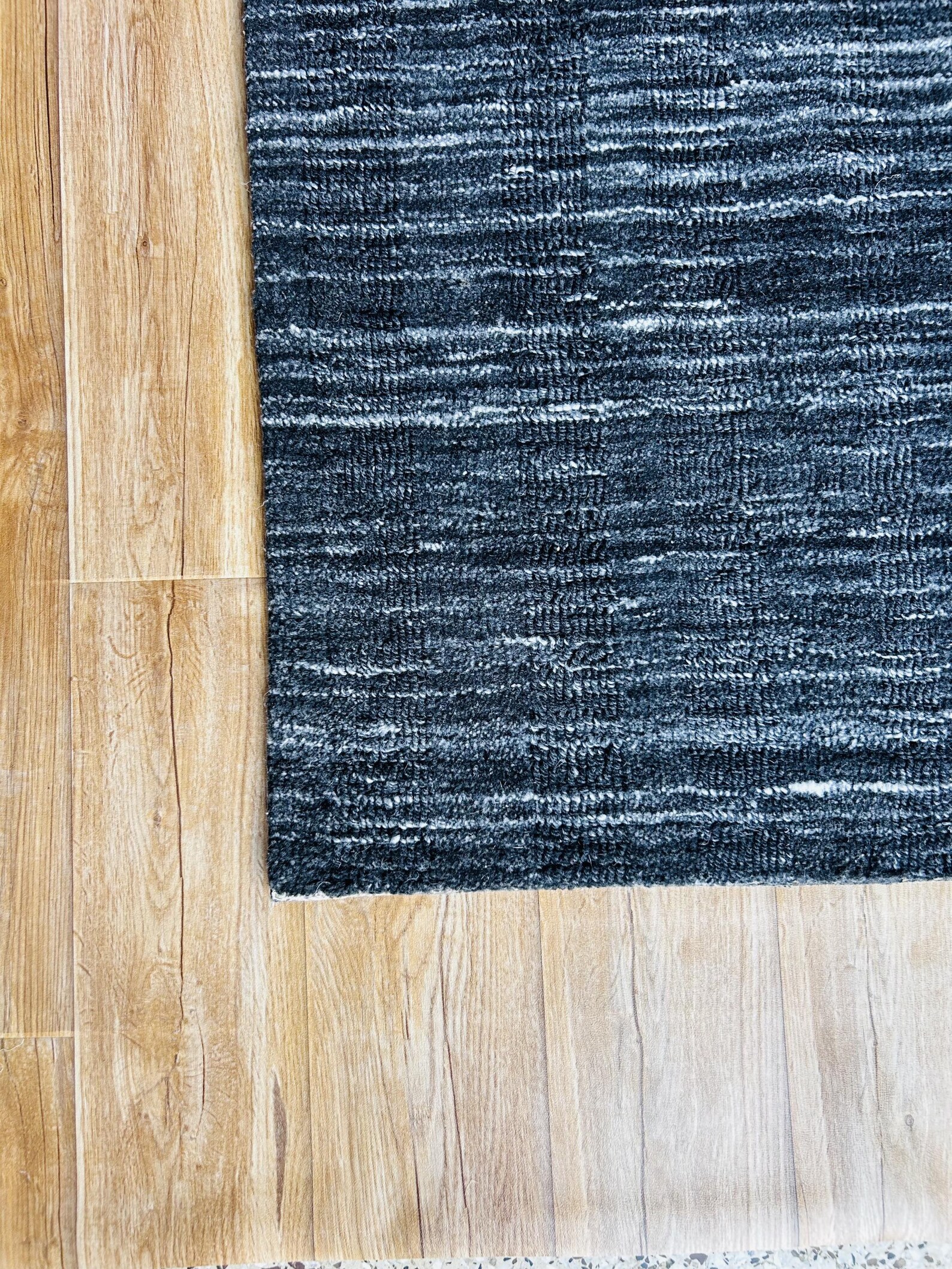 Handloom Loop and Cut Pile Rugs in Wool Area Rugs – Elevate Your ...